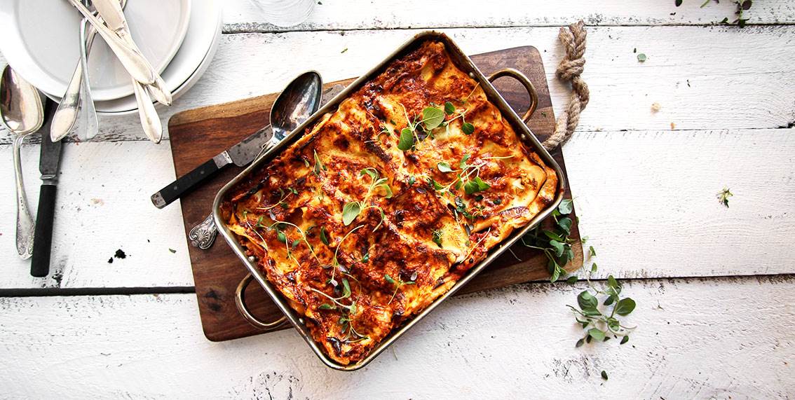 Klassisk lasagne med kjøttdeig og Béchamelsaus - sopps